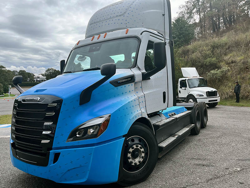 Revoluciona Daimler Truck México la industria con su “Truck Day”, una ...