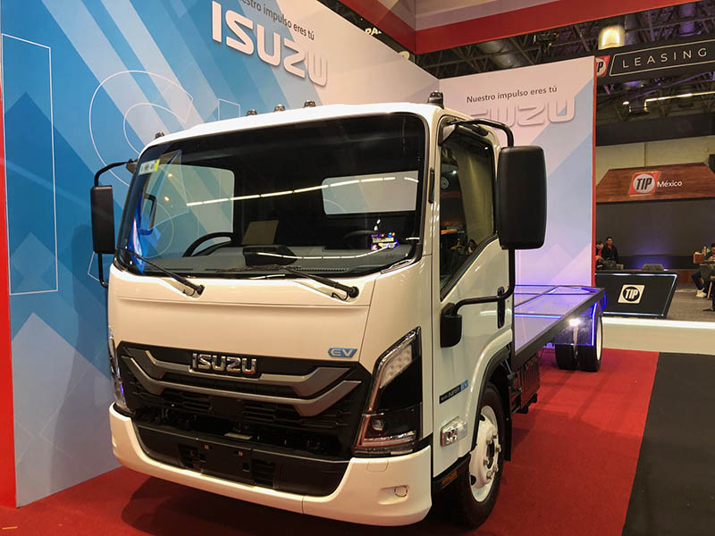 Isuzu México lanza nuevos modelos Forward 1800 y 2000; unidades de ...