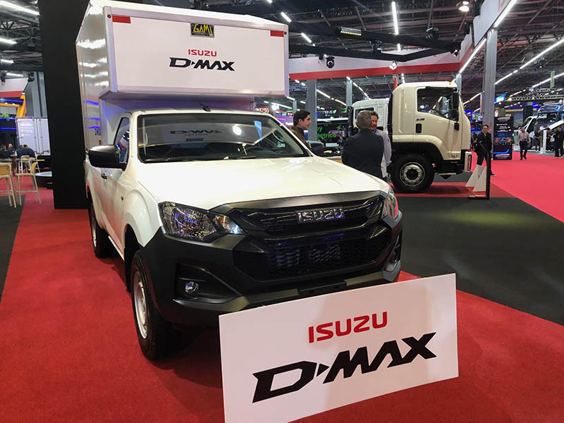 Isuzu México lanza nuevos modelos Forward 1800 y 2000; unidades de ...