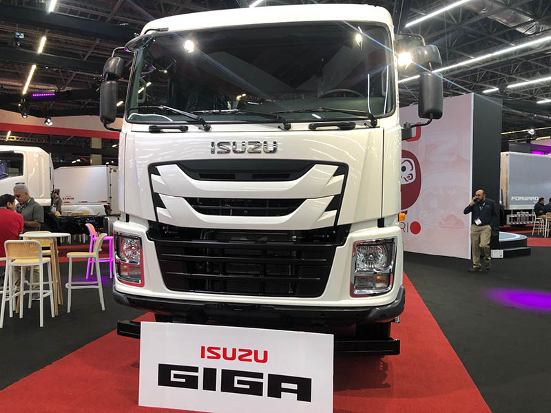 Isuzu México lanza nuevos modelos Forward 1800 y 2000; unidades de ...